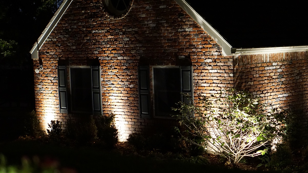 Why Every Garden Looks Better at Night with the Right Lighting